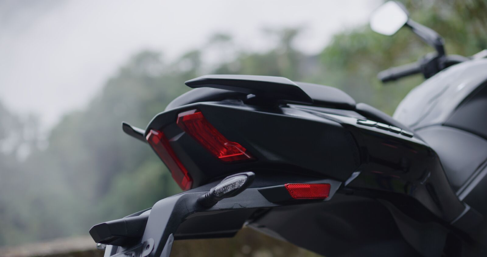 DOMINAR 250 | moto 249cc | Especificaciones y Precio | Carrera Motos Colombia